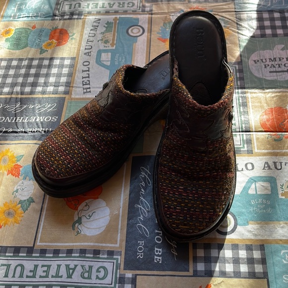 Born | Shoes | Born Hand Crafted Fall Colors Leather Leaf Design Clog ...